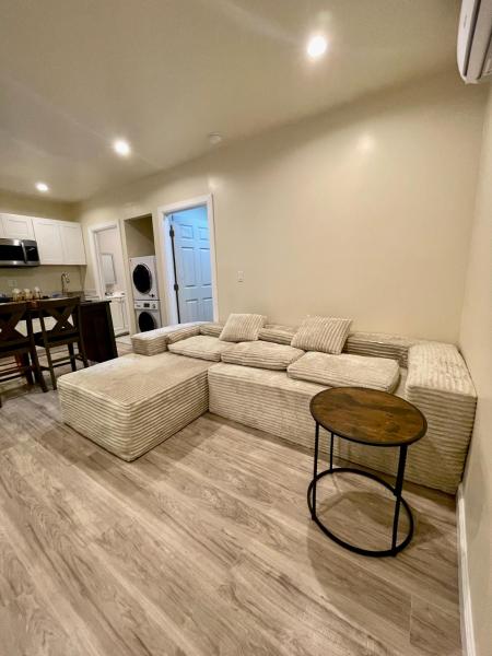Brand-new Private Adu Stylish Cozy - Ventura County, CA