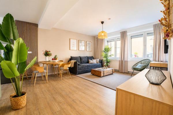 Happy Place - Zentrales City Apartment Mit Küche - Modern, Gemütlich, Alles Fußläufig - Paderborn