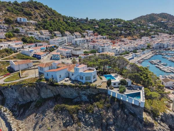 La Lloia Seafront Villa - El Port de la Selva