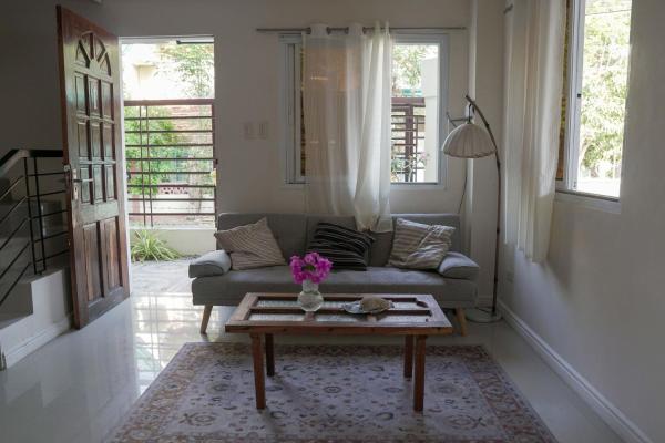 2br Simple Budget Homestay, Beach, Parking, Wi-fi - San Fernando