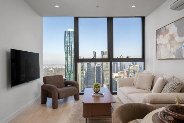 Sky-high 1br Panoramic City Views With Pool & Gym - Brunswick