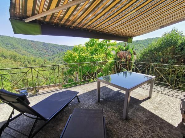 Appartement Avec Terrasses, Au Cœur Du Village - Najac