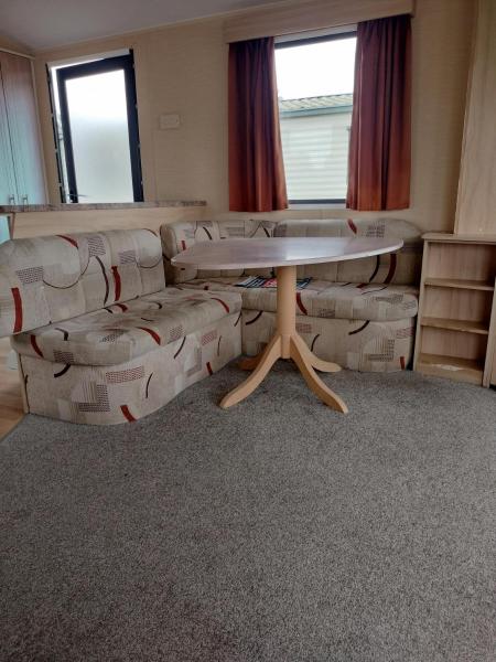 Superb 6 Berth Caravan At St Osyth Beach Holiday Park, Essex Ref 28086y - Brightlingsea