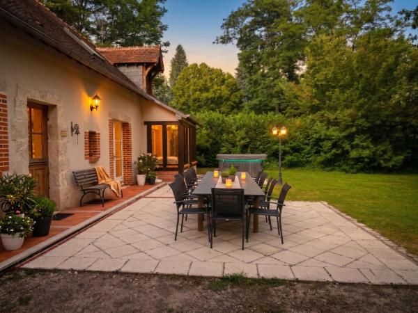 Le Calme Absolu Au Bord Du Beuvron, Grand Gite Avec Jacuzzi Et Grand Jardin - Blois