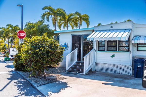 Isle Be Back To The Sunny Keys - Big Pine Key, FL