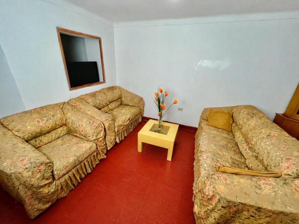 Airport House - Full Apartment With Courtyard - Peru