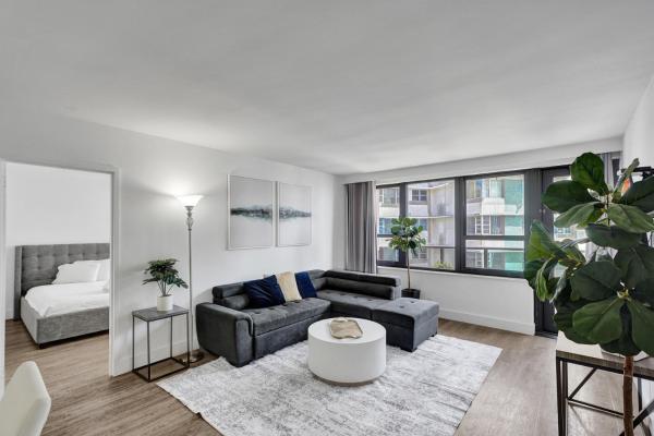 Gorgeous Miami Beach Condo 1614 - South Beach, FL