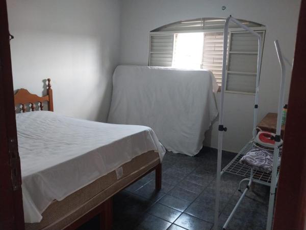 Casa Com 2 Quartos Para Até 8 Pessoas - Barretos