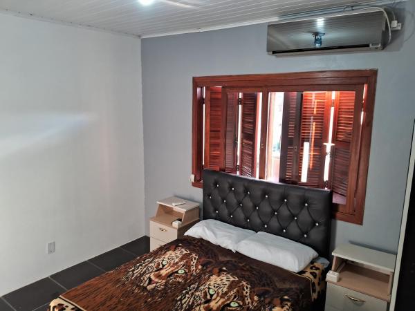 Hostel 5 Km From Feevale And 1 Km From Faixa 239 - Novo Hamburgo