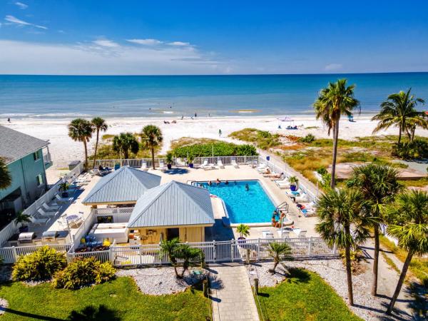 Redington Beach Retreat - Immaculate Beach Condo With Water Views, Pool, Hot Tub - Redington Shores, FL