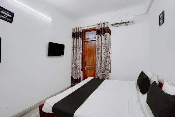 Hotel O All In One - Bareilly