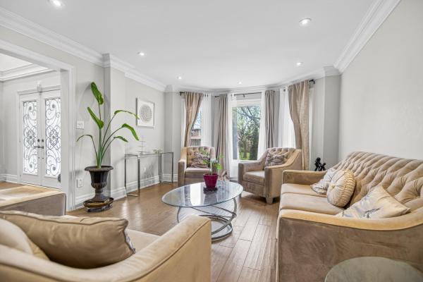 Luxury Spacious House Near Yonge St Mall Hwy7 - Toronto