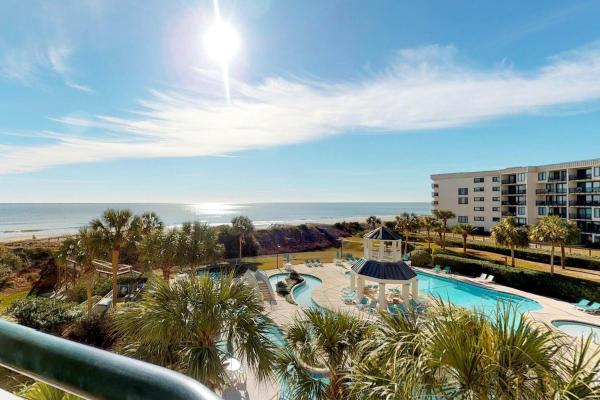 Seaside Retreat - Litchfield Beach, SC