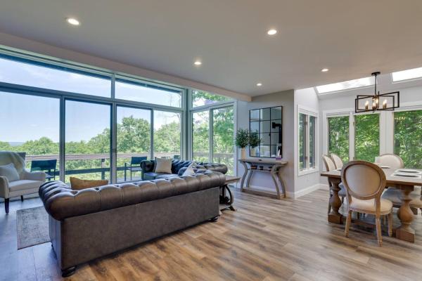 Luxury Poconos Townhouse With Resort Perks! - Pennsylvania