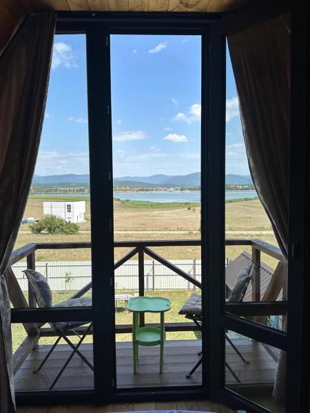 Lakeview Lounge Bazaleti - Georgia