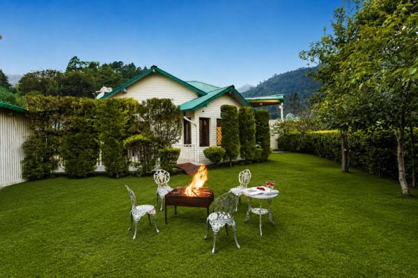 Elivaas Signature Karinya Villas Fern Scenic Hill View Villa With Sit Out , Shared Gazebo And Garden - Nainital