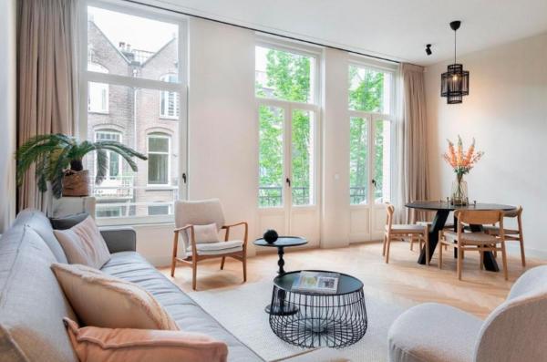 Appartement Nicolaas In Een Populaire Straat - Ámsterdam