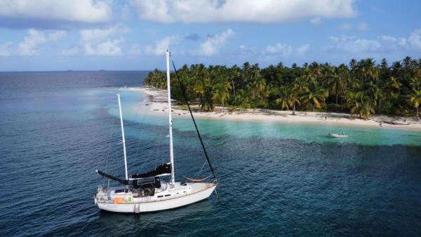Splendid Sailboat - Panamá