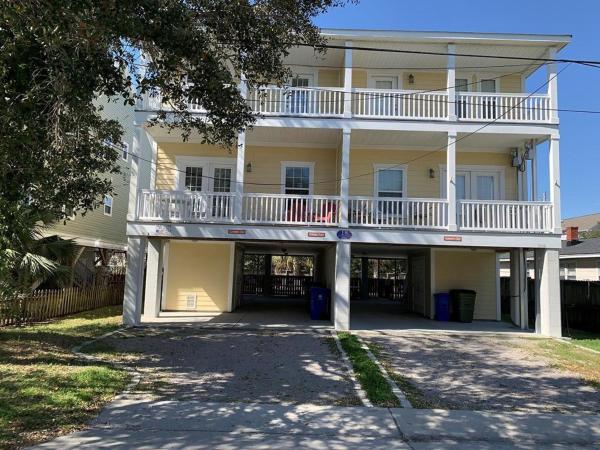 Our Only Pet-friendly Home! With Five Bedrooms A Private Pool - Murrells Inlet, SC