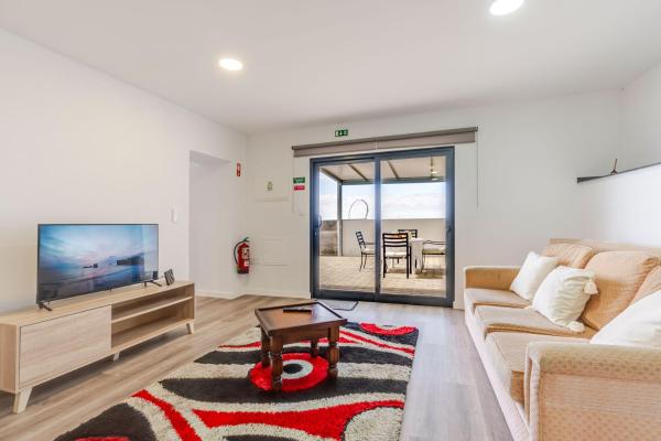 Casa Bela, Sunshine All Day - Calheta