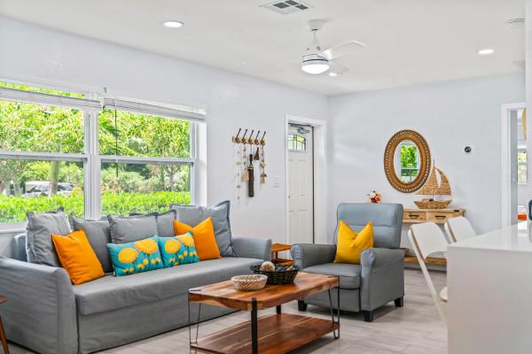 Summer By The Sea 2 - Coral Springs, FL
