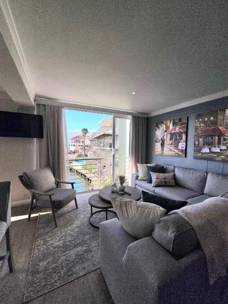 Quarter Deck 14 - Executive Condo With Harbour & Ocean Views - Saint Francis Bay