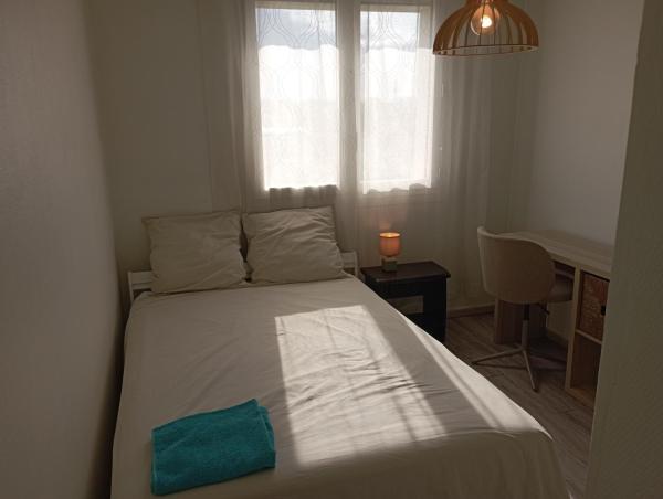 Chambre Chez L'habitant Près De Bordeaux - Latresne
