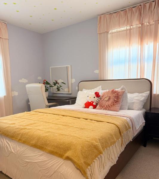Stargazing Room - Whittier, CA