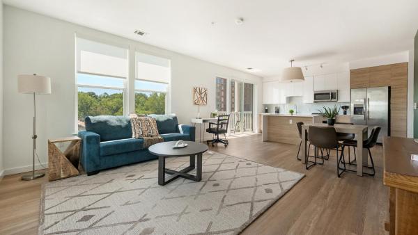 Landing Chic 2bd Rooftop Lounge Gym - Maryland