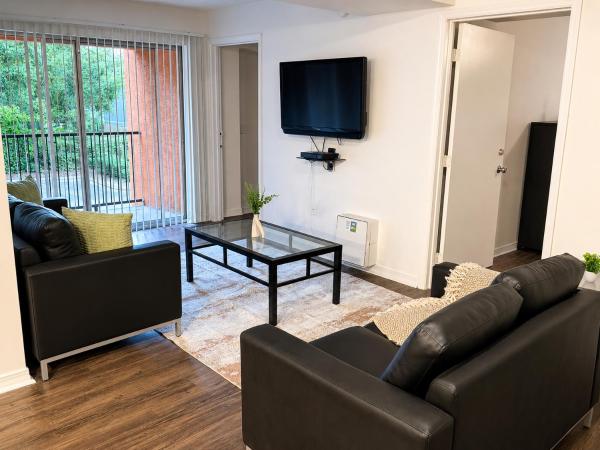 Stylish 4br Retreat Near Uf & Hospitals - Lake Alice, FL