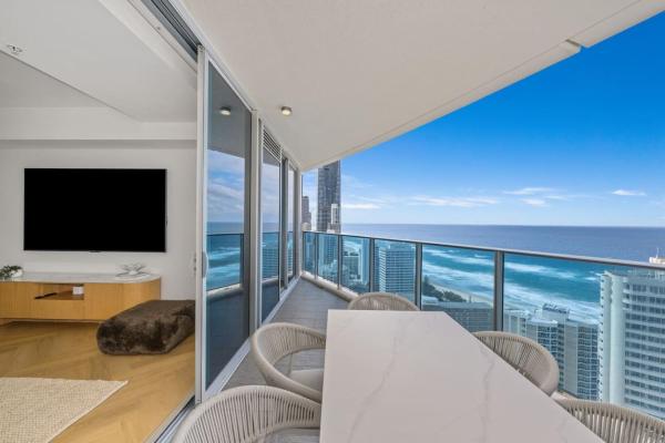 Luxurious 2bd Ocean View W Pool, Gym, Spa And Sauna - Surfers Paradise