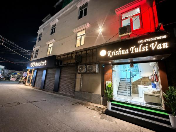 Hotel Krishna Tulsi Van - Near Bankey Bihari & Iskcon - Vrindavan