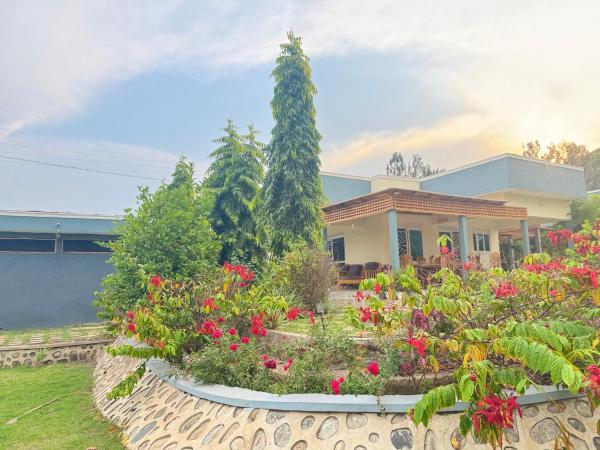 Kebulan Lodges - Uganda