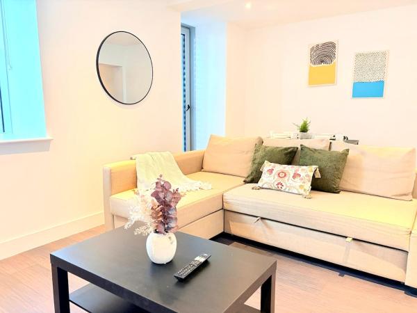Modern & Cozy 1bhk, 20 Min Central London, Sleep 4, Bp70 - Surbiton