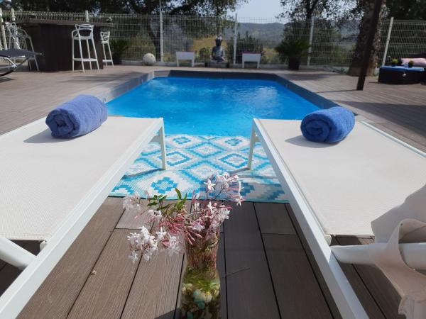 Spa Ibiza Dosrius - Bungalow Con Jacuzzi Y Piscina Privada - Sant Celoni
