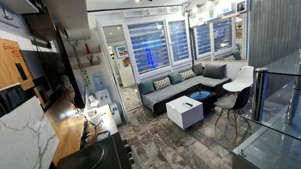 Nitro Inn 2 Lounge Apartment - Wine Tasting - Souvenir - Art Gallery - Private Guided Tours - Relaxing - Romantic - Skopje