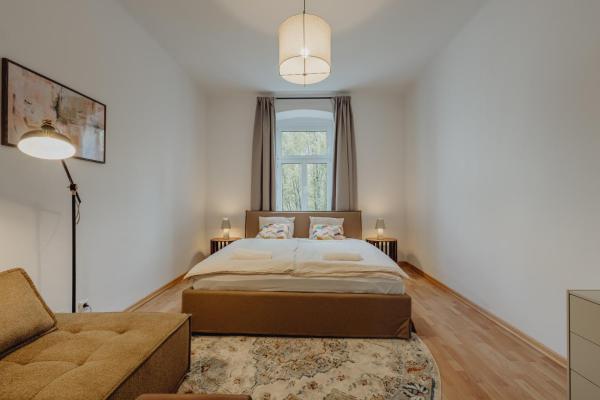 Charmanter Altbau Im Herzen Von Linz Mit Self-checkin, Wlan Und 2 Getrennten Schlafzimmern - Linz
