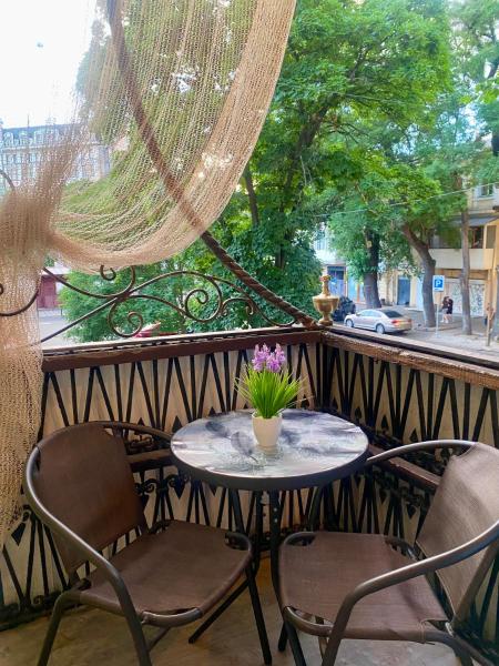 Квартира с балконом в историческом центре Одессы - Odessa