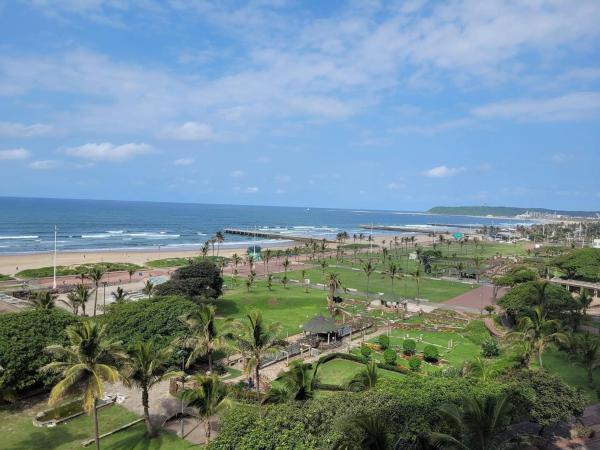 Golden Sands North Beach - Durban