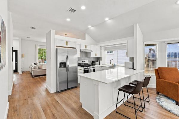 Austin Home With King Bed And Bunk Room - Cedar Park, TX