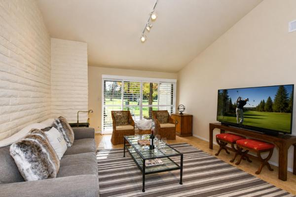 Resort Living With Golf Course Views - Napa, CA
