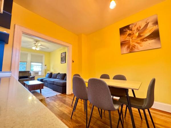 Prime Location Entire House In Nw - Parking - Bethesda, MD
