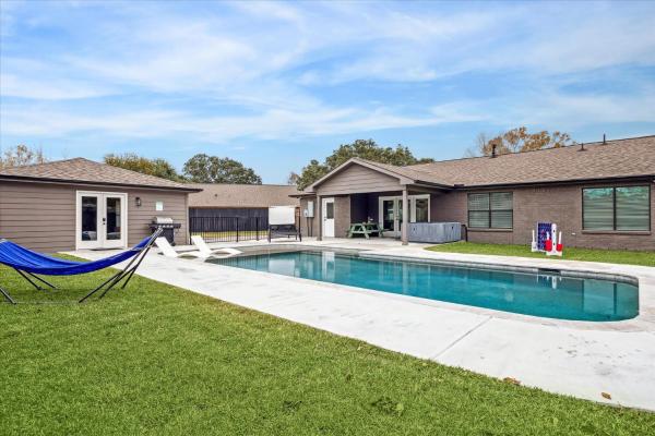 Beautiful 3bd 2bath Comfortable Home In Houston - Sugar Land, TX