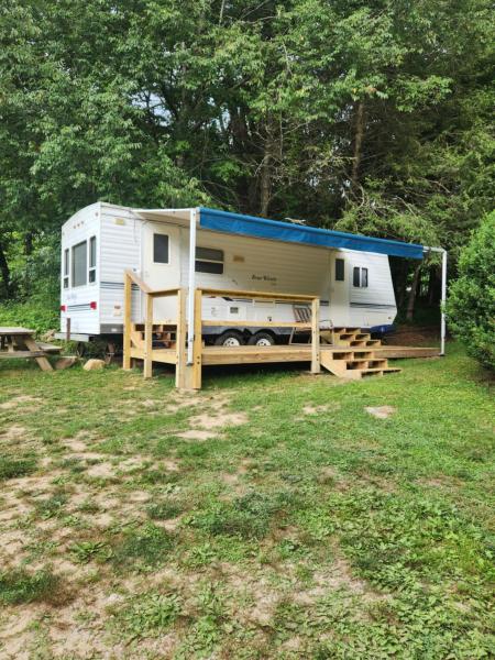 Dark Ridge Hideout - Blue Ridge Mountains