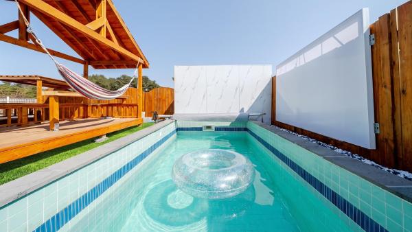 Gangneung Ujin Pool Villa - Gangneung-si
