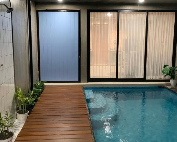 Alena - A Tiny Home With Private Pool - Malang