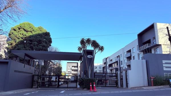Private En-suite Room With Shared Lounge & Kitchen - Johannesburg