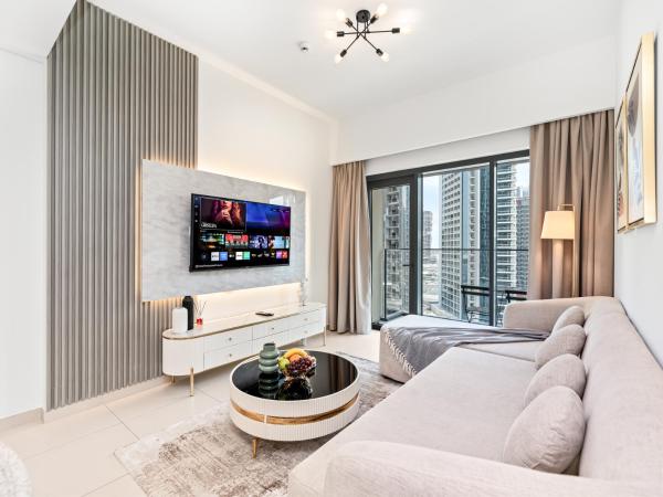 Stylish 1br Downtown Apartment With Balcony - Next To Dubai Mall & Burj Khalifa - Dubai