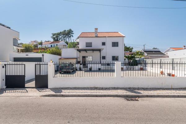 Vivenda Alves - Almada