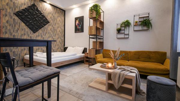 Ruinbar Rest Style Residence With Ac - Budapest